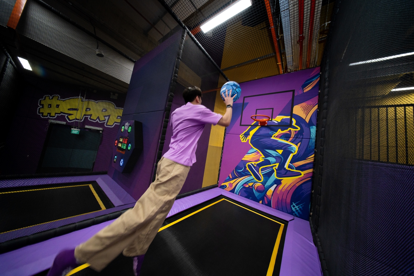 Basketball Jump - Official SuperPark Singapore